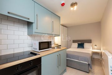 Apartment 5, 44 Rathmines Road Lower, Ranelagh, Dublin 6 is for rent on ...
