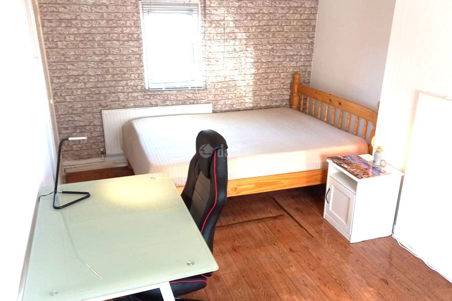 The Square, Castlecomer, Castlecomer, Co. Kilkenny to share on Daft.ie