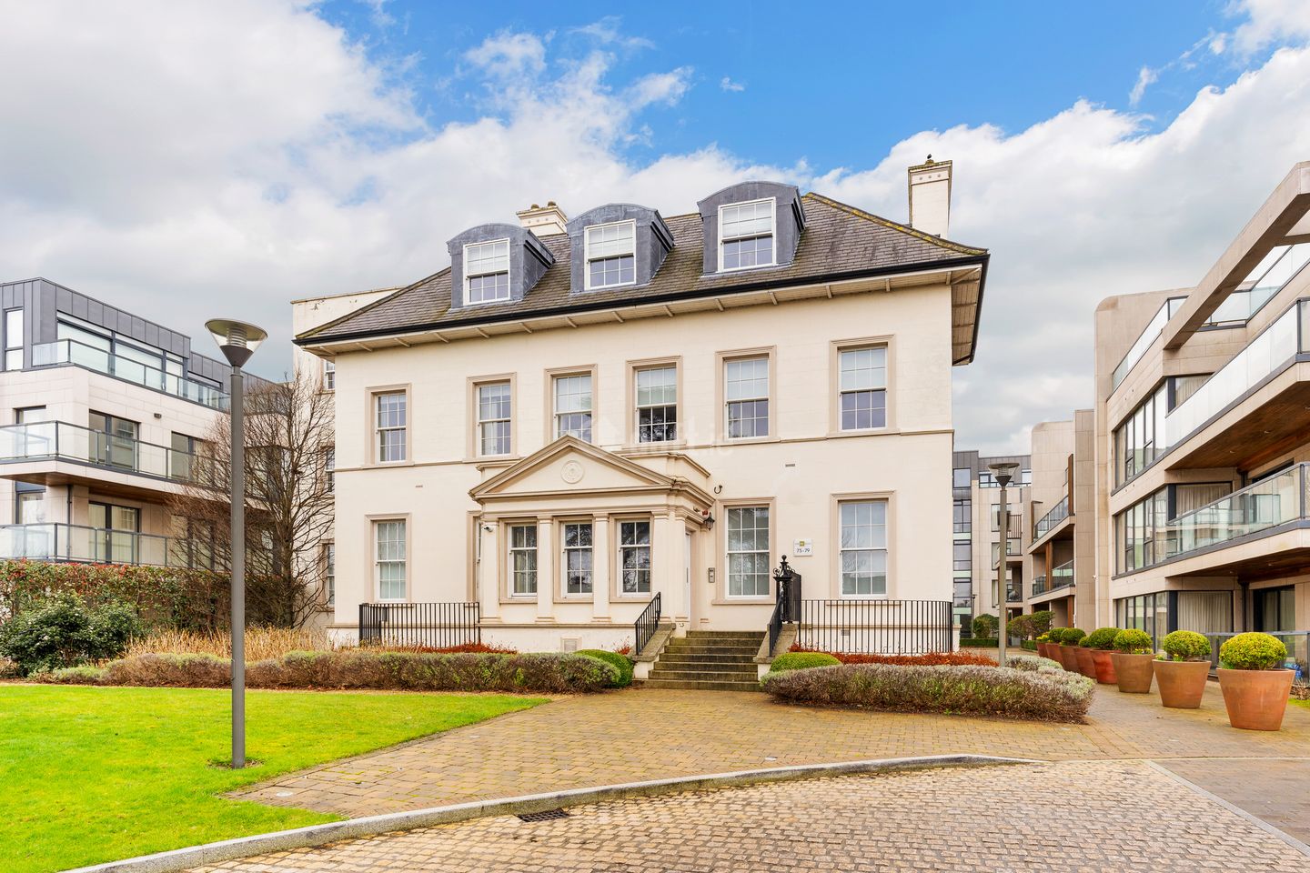 2 Bed , Shieling Square, Raheny, Dublin 5, Raheny, Dublin 5 is for rent ...