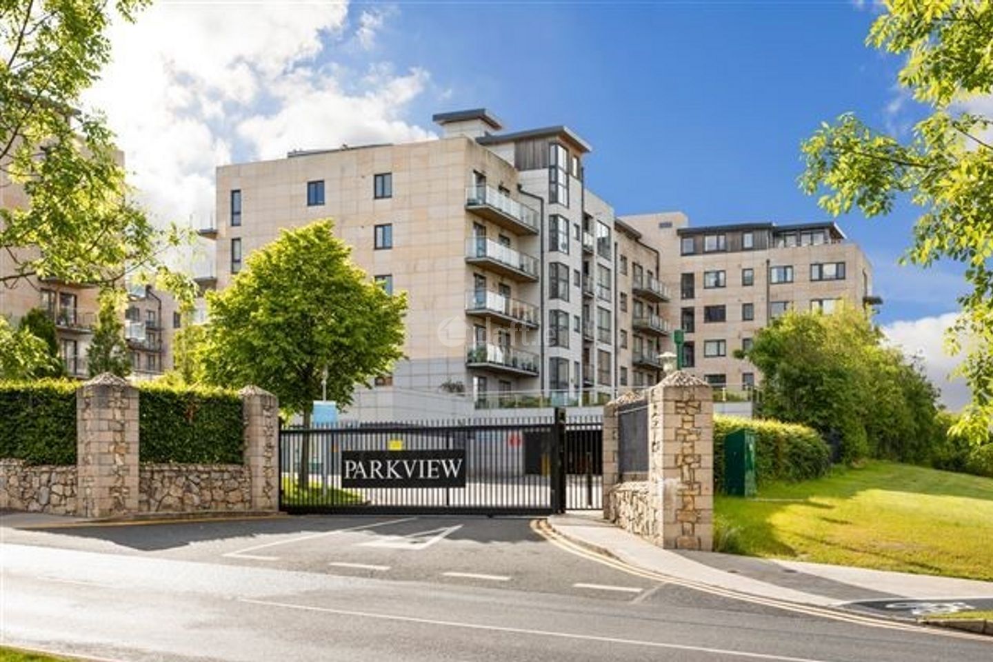 Apartment 13, The Oak, Parkview, Stepaside, Dublin 18 is for rent on ...