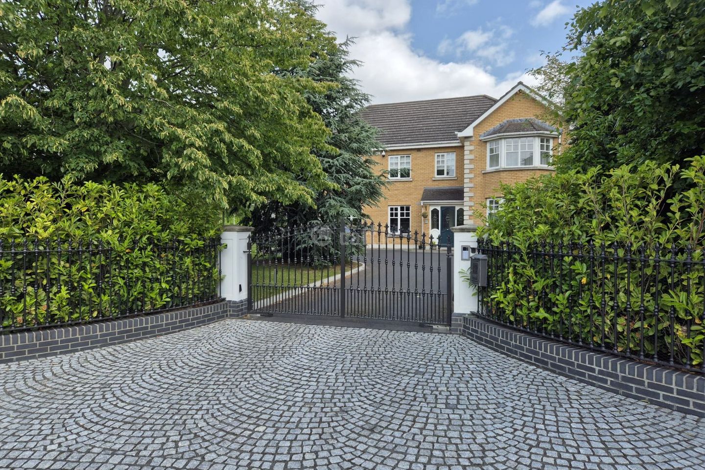 Abington, Malahide, Co. Dublin is for rent on Daft.ie