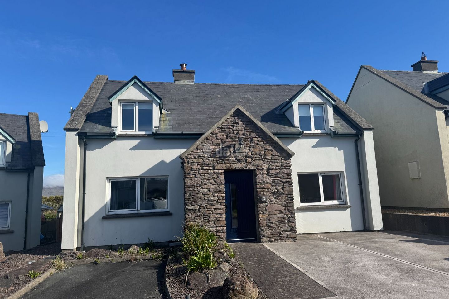 4 Trident Holiday Homes, Waterville, Co. Kerry, V23DX72 is for sale on ...