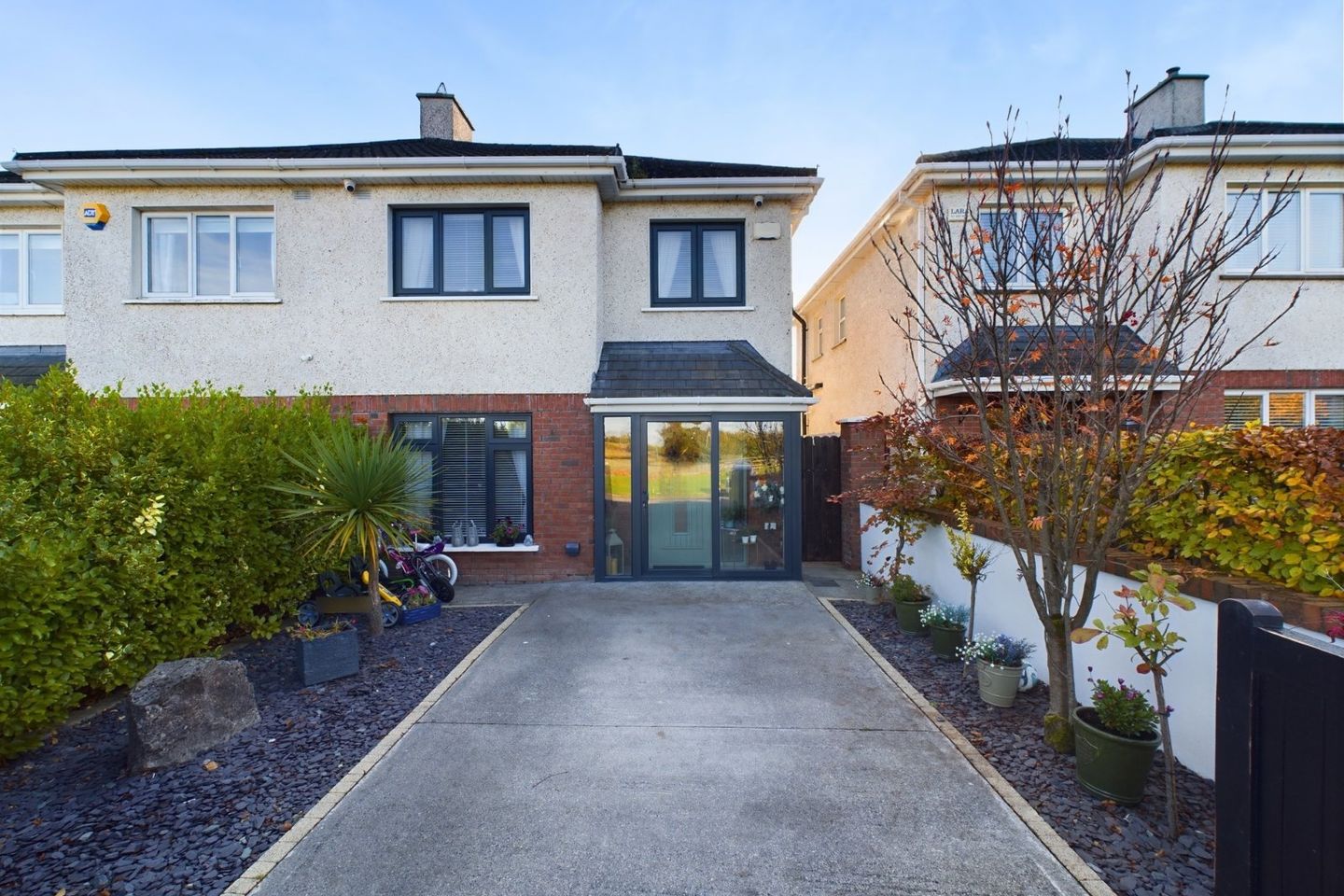 62 Abbeyfields, A83D320 is for sale on Daft.ie