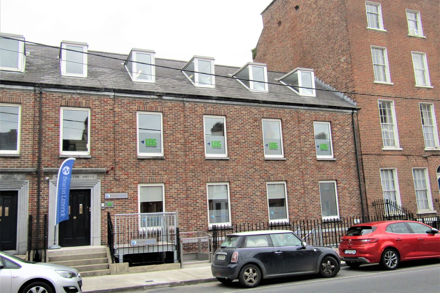 Commercial property for rent in Top Floor Offices, Barrington House ...