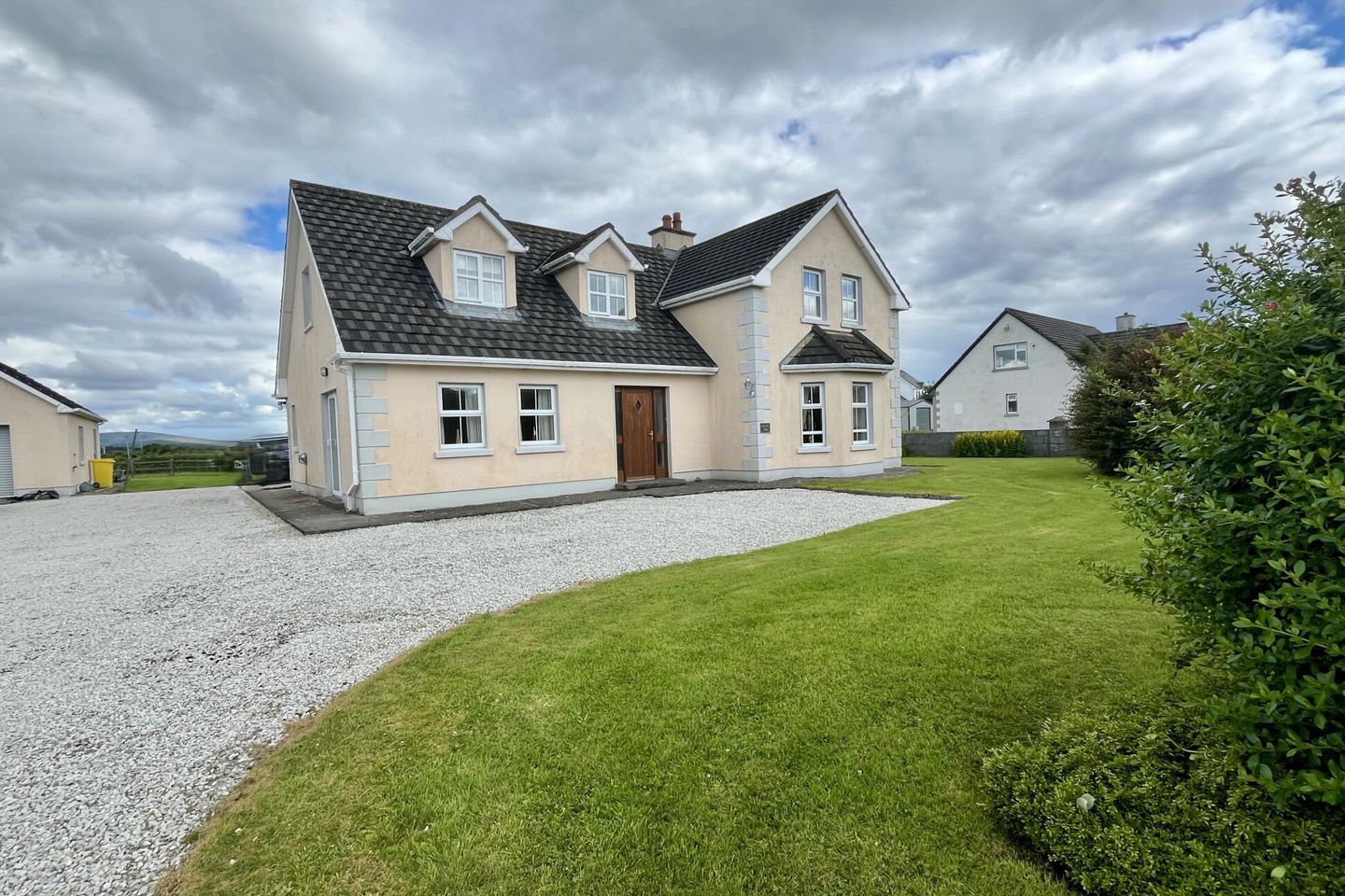 Falcons Rise, Lisduvogue, Knockmore, Ballina, Co Mayo, F26T6P2 is for ...