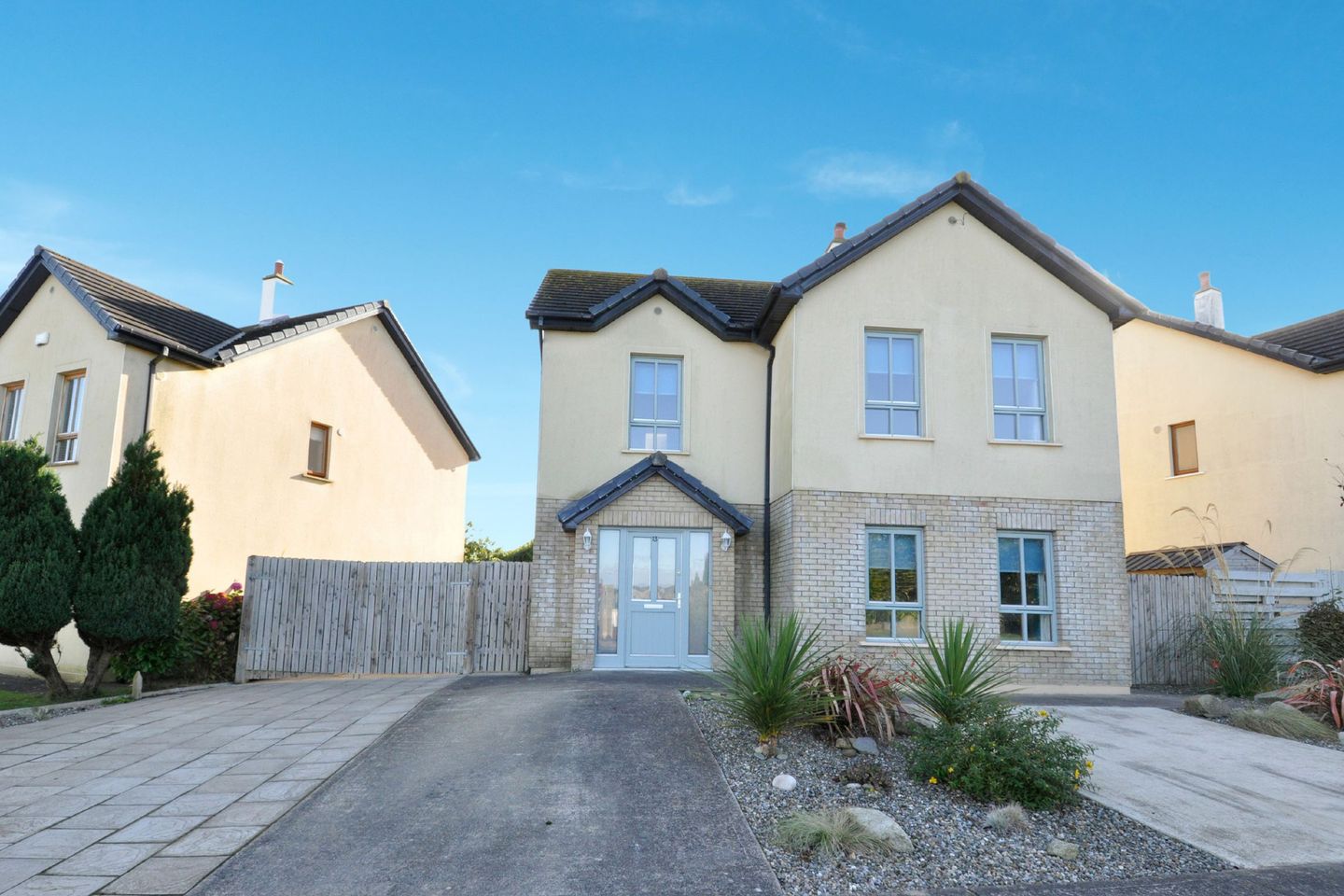 13 Chapelwood, Kilmuckridge, Gorey, Co. Wexford, Y25C566 is for sale on ...