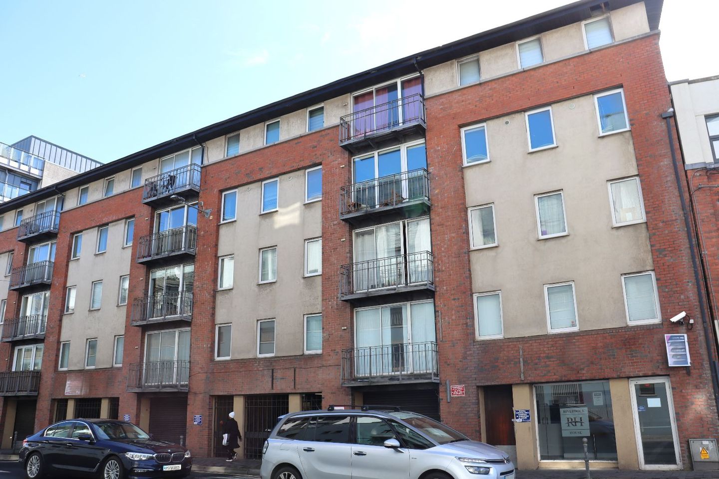 Apartment 15 , Riverdock House, Limerick City Centre, V94Y6C1 is for ...