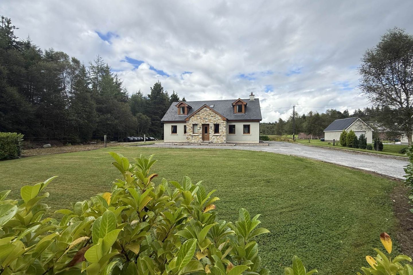 Mastergeeha, Kilcummin, Killarney, Co. Kerry, V93N2R0 is for sale on ...