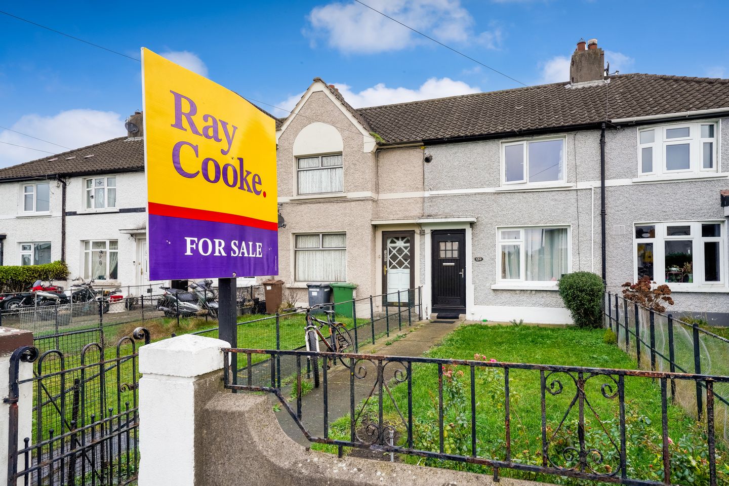 186 Cooley Road, D12 AY06, Drimnagh, Dublin 12 is for sale on Daft.ie