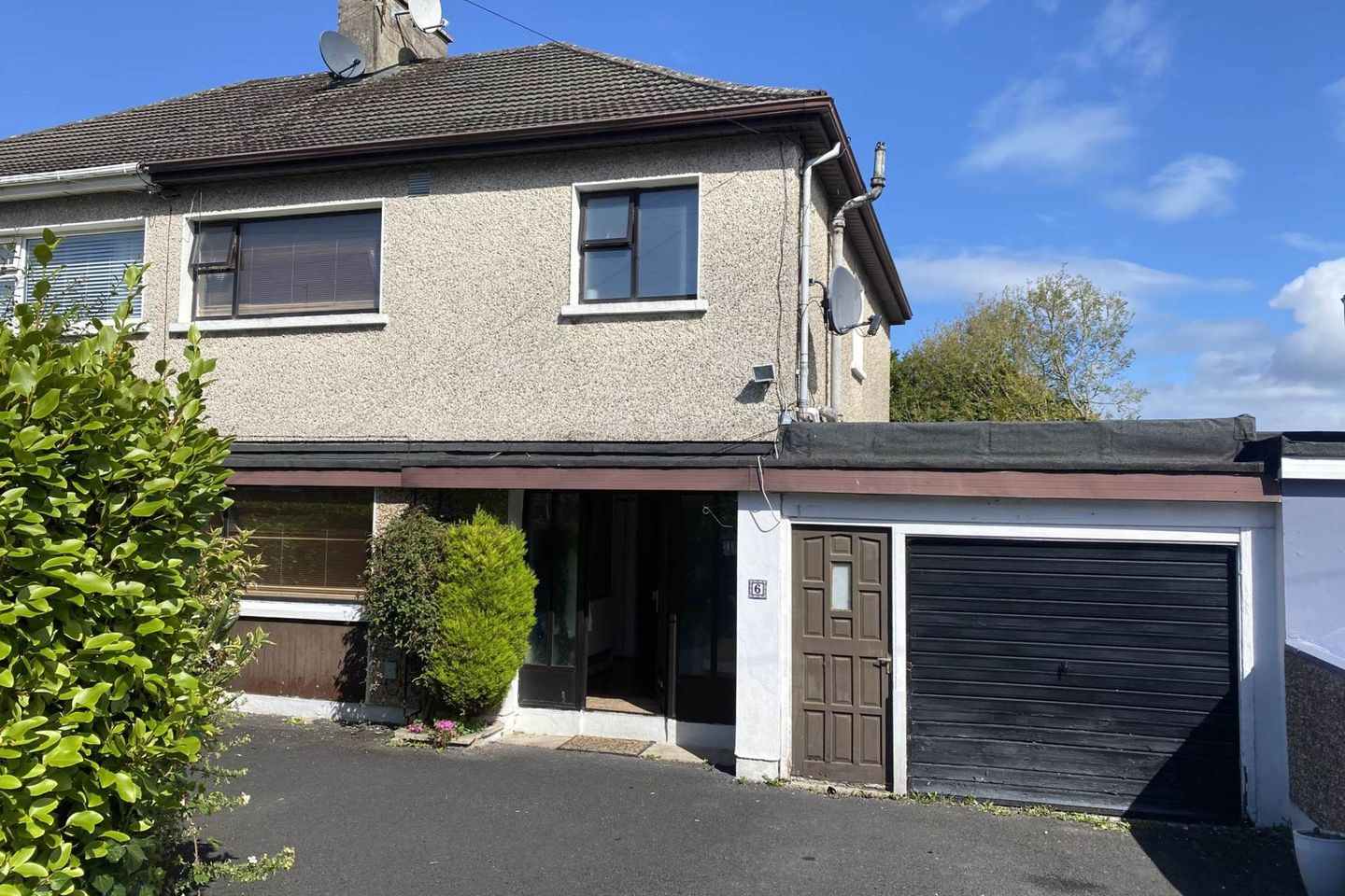 6 Carrig Drive, Dooradoyle, Co. Limerick, V94VWK8 is for sale on Daft.ie