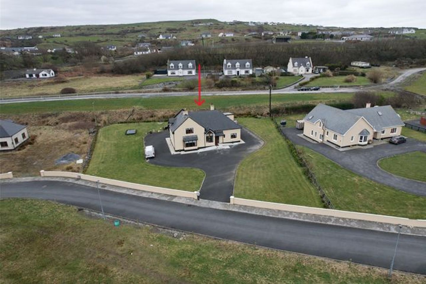 2 Beechlawn, Ennistymon Road, Lahinch, Co. Clare, V95XTP8 is for sale ...