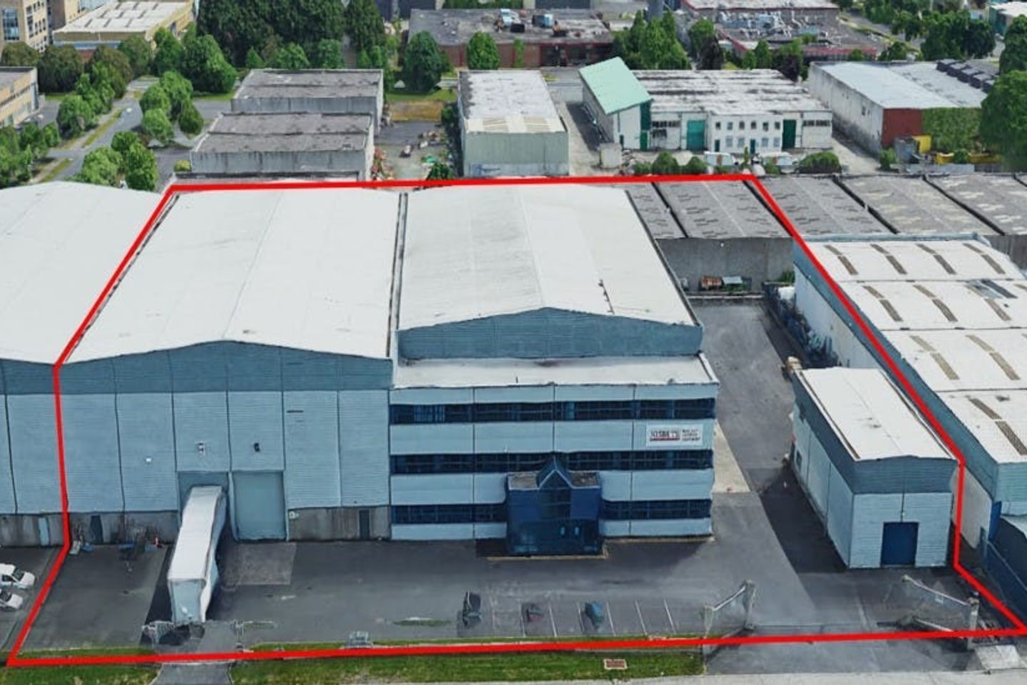 Commercial property for rent in Bay 1 & 2 Sarsfield House, Airton Road ...