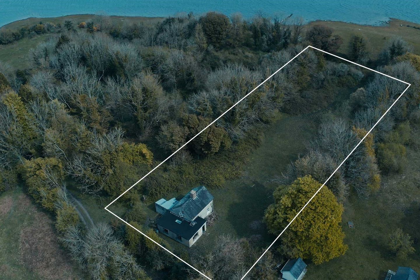 Island House Inchmore island. Lough Ree, Athlone, Co. Westmeath is for ...