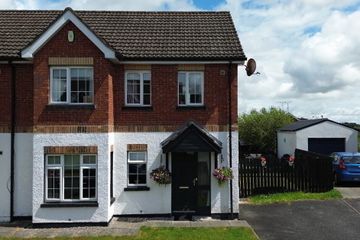 96 Foxfield, Carrickmacross, Co. Monaghan, A81CP89 is for sale on Daft.ie