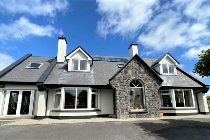 Houses for Sale in Rosscahill, Galway | Daft.ie