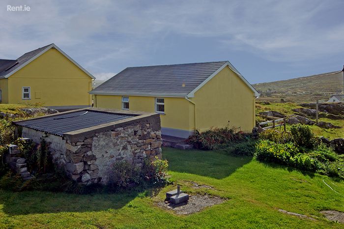 Moyrus (i377), Carna, Co. Galway - Self-catering Accommodation in Carna ...
